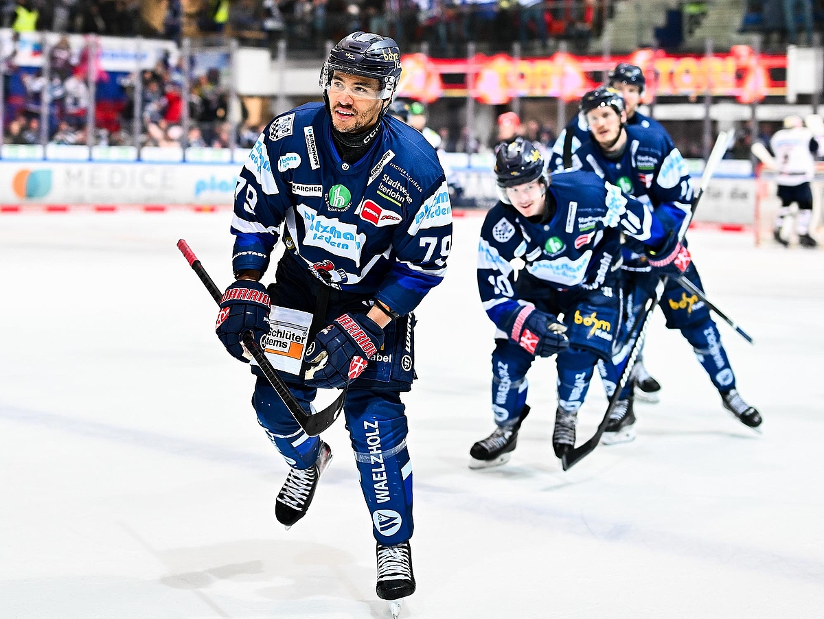 PENNY DEL - Roosters arbeiten sich an die Playoff-Ränge ran